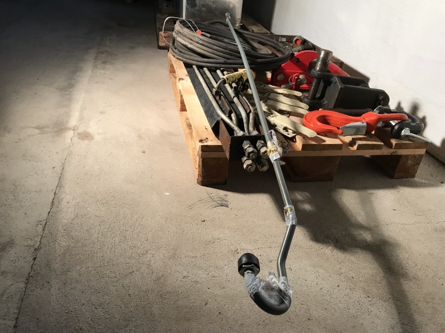 Klaravik Auktioner | Delar till Kran, Palfinger