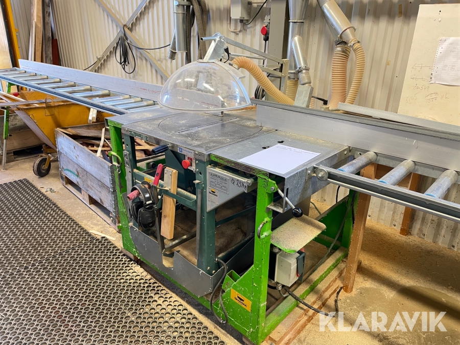 Gjerdesåg Ahlm med utsugssystem