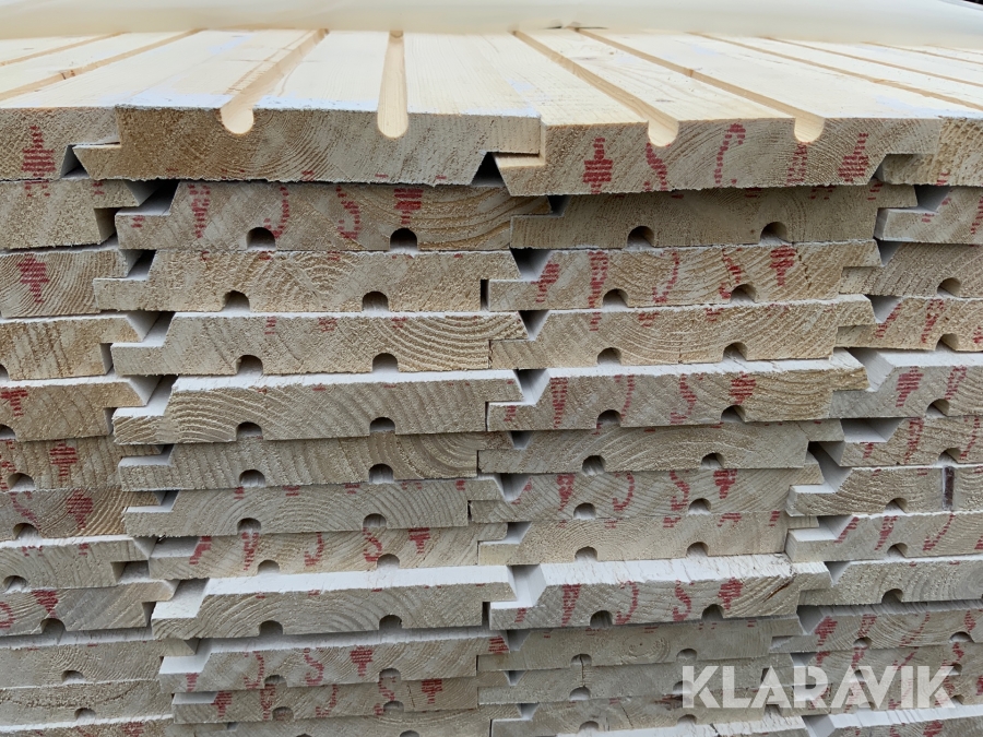 Klaravik Auktioner | Z/baspanel grundmålad, 1738,8 m