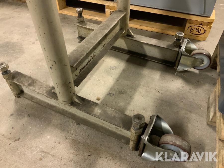 Klaravik Auktioner | Rullbock
