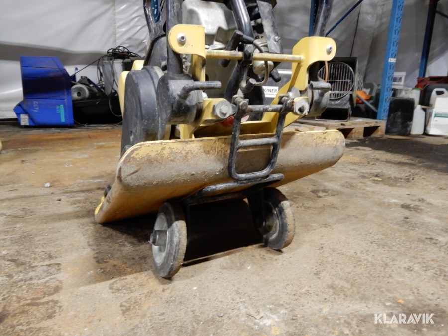 Klaravik Auktioner | Vibroplatta