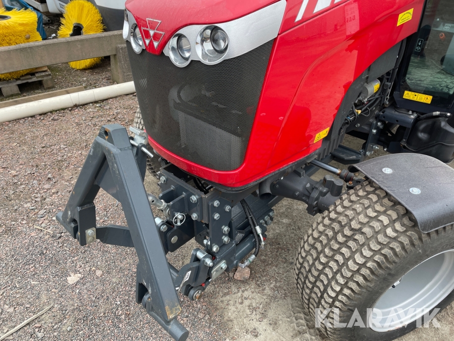 Traktor Massey Ferguson F1747, Göteborg, Klaravik auktioner