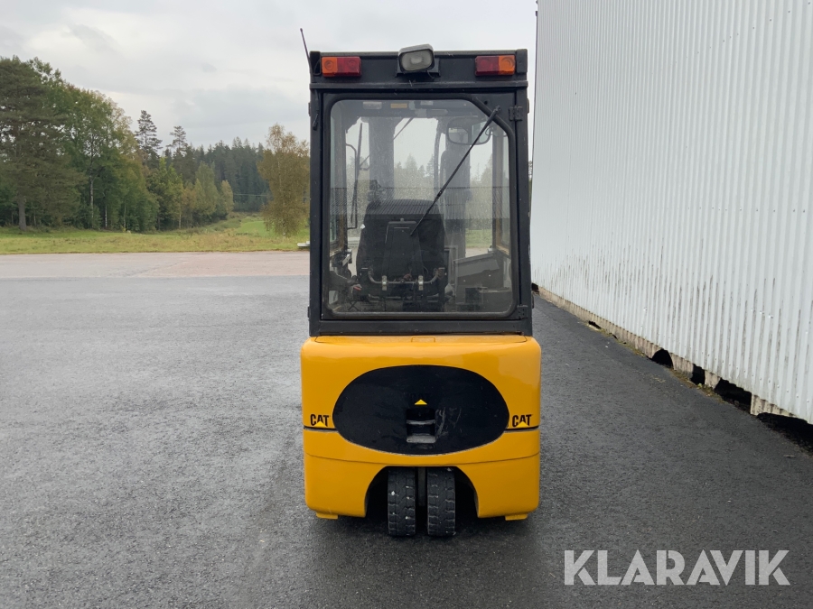 Truck CAT EP18KT, Värnamo, Klaravik auktioner