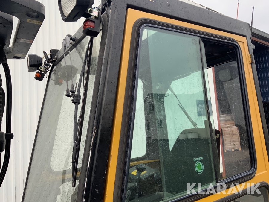 Truck CAT EP18KT, Värnamo, Klaravik auktioner