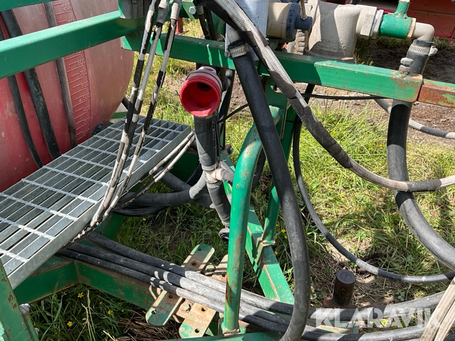 Växtskyddsspruta Moteska 1500l 16m, Gnesta, Klaravik auktion