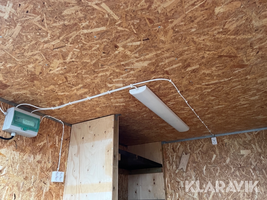 Container 10 fot Isolerad Swepol, Varberg, Klaravik auktione