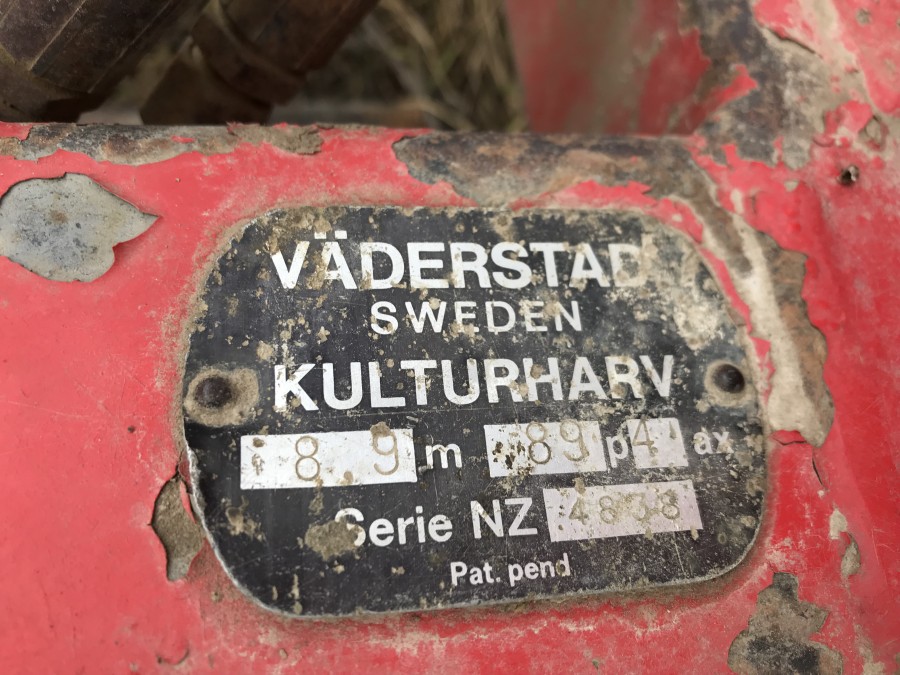 Klaravik Auktioner | Harv Väderstad 8,9m