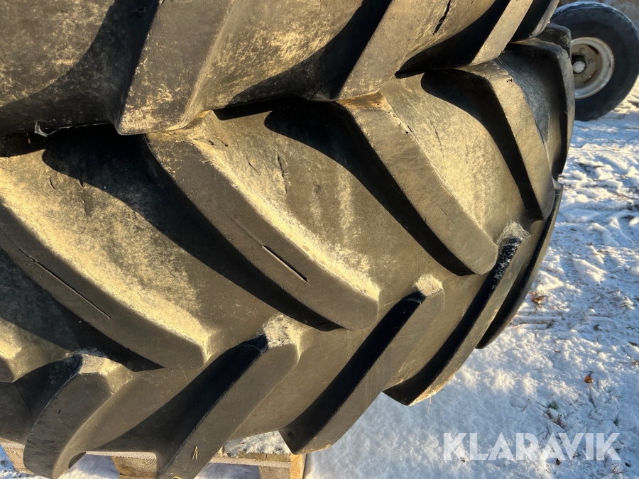 Dubbelmontage Michelin XM108 650/65R42, Arboga, Klaravik auk