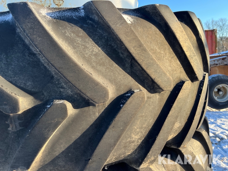 Dubbelmontage Michelin XM108 650/65R42, Arboga, Klaravik auk