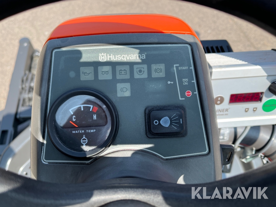 Gräsklippare Husqvarna P 525D, Bjuv, Klaravik auktioner