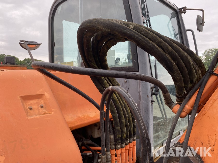 Bandgrävare Daewoo Solar 75 - V med tillbehör