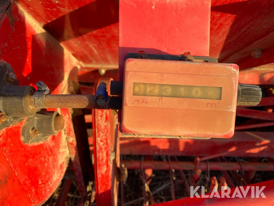Såmaskin Taarup 4M.33RK, Kinda, Klaravik auktioner