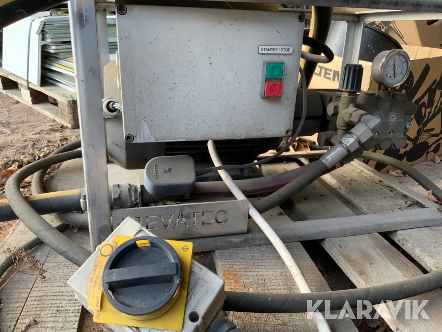 Klaravik Auktioner | Högtryckstvätt Revatec