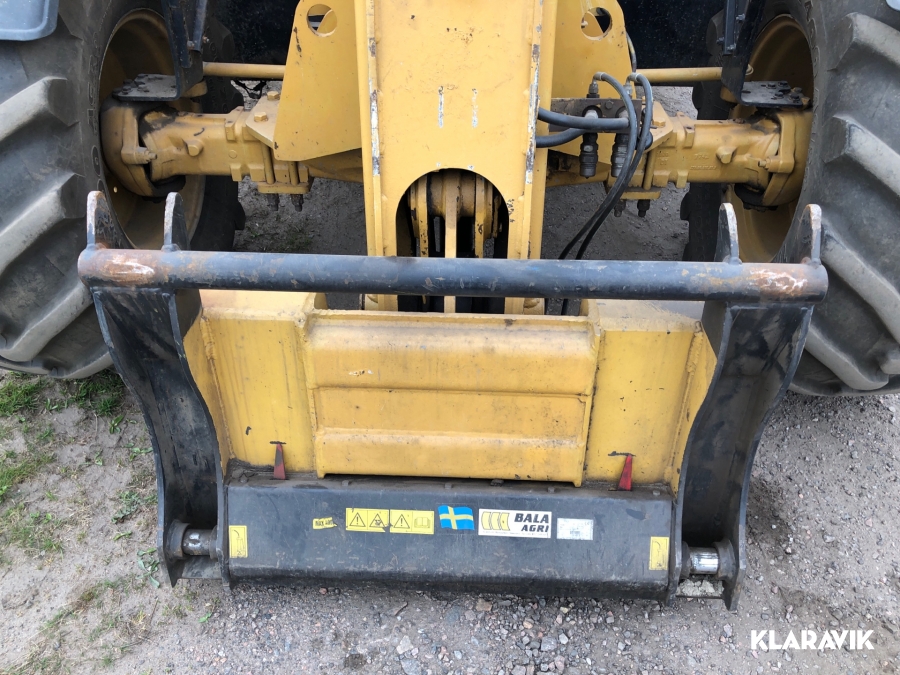 Teleskoptruck CAT TH82