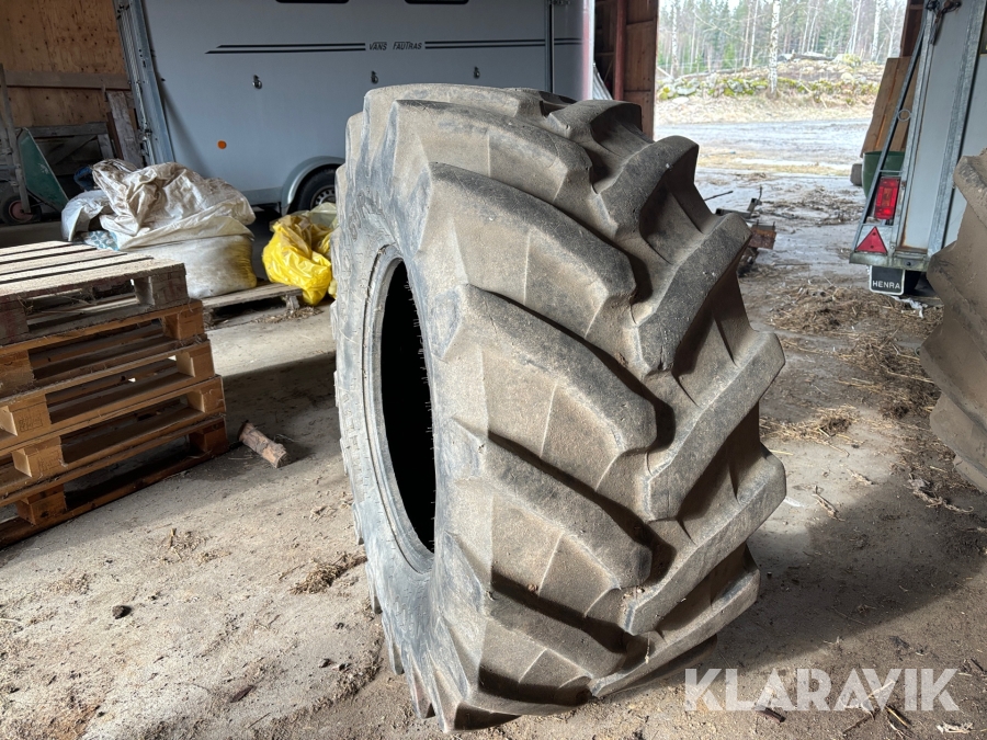 Däck Pirelli, Askersund, Klaravik auktioner