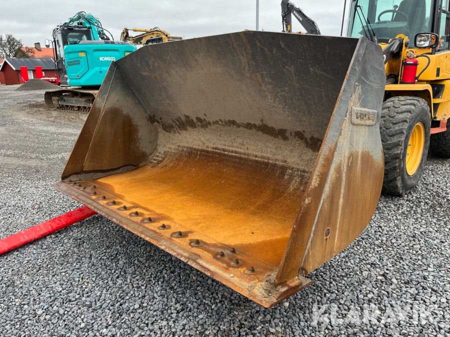 Skopa Volvo 86425, Grästorp, Klaravik auktioner