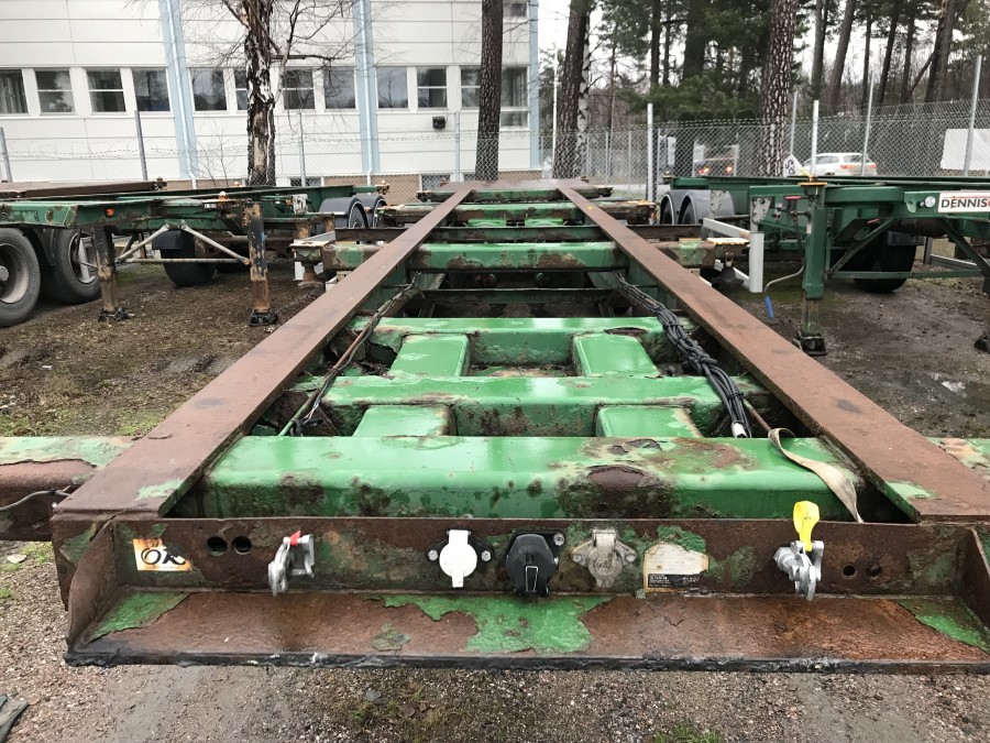 2st container chassi / containersläp
