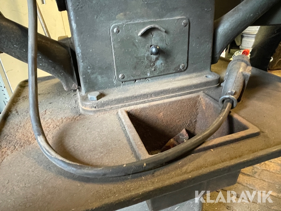 Pelarslip Arboga EP312, Uppsala, Klaravik auktioner