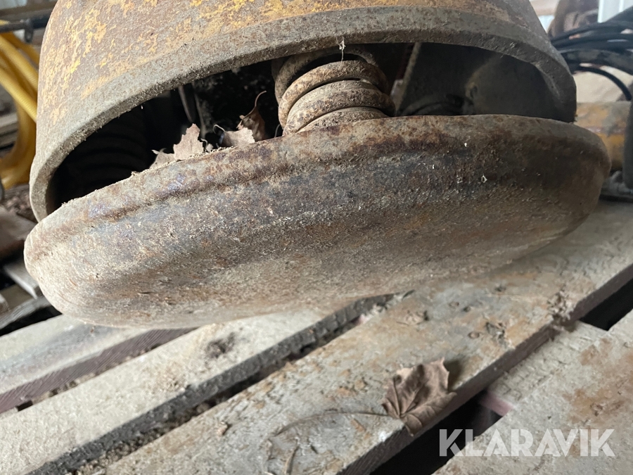 Rundpadda Tremix KMR 11, Hultsfred, Klaravik auktioner