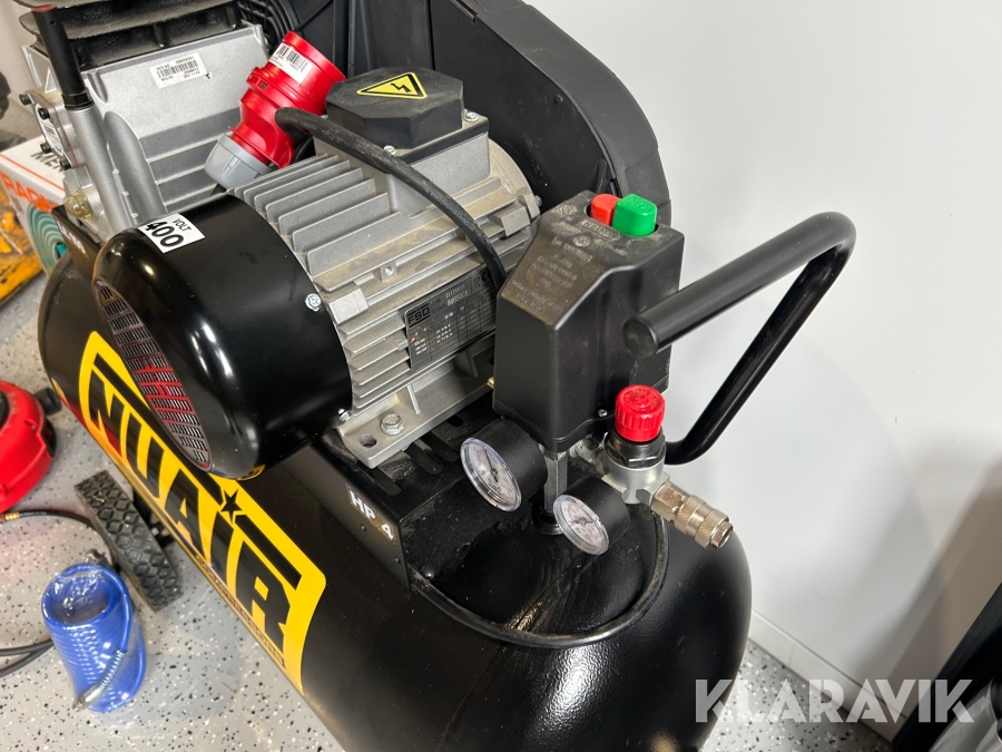 Kompressor med tillbehör, Trollhättan, Klaravik auktioner