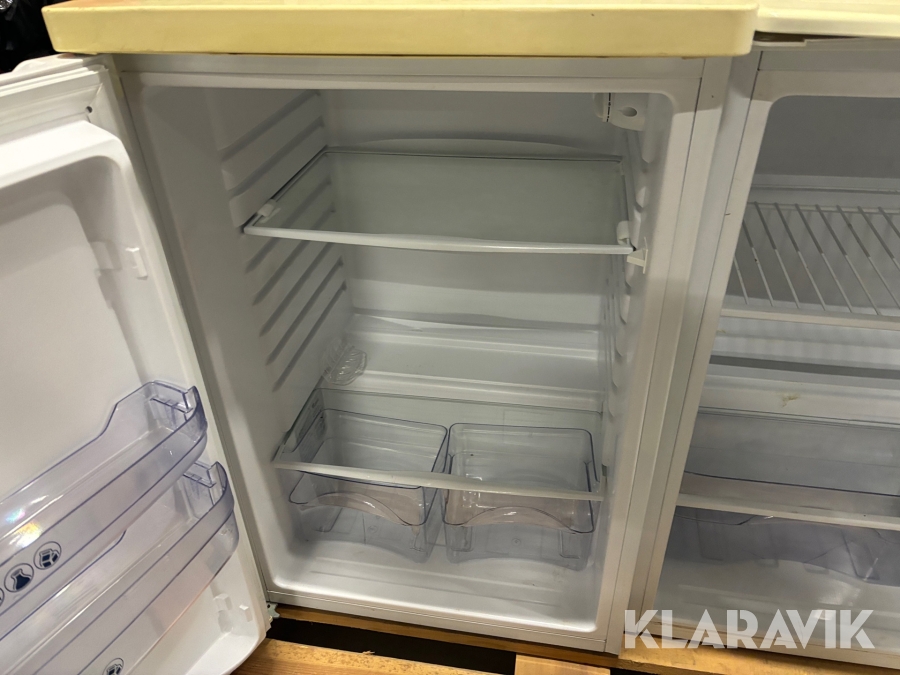 Kylskåp 2 st Whirpool, Falkenberg, Klaravik auktioner