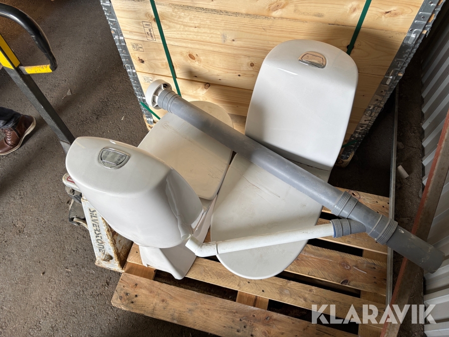 Toaletter Ifö, Kil, Klaravik auktioner
