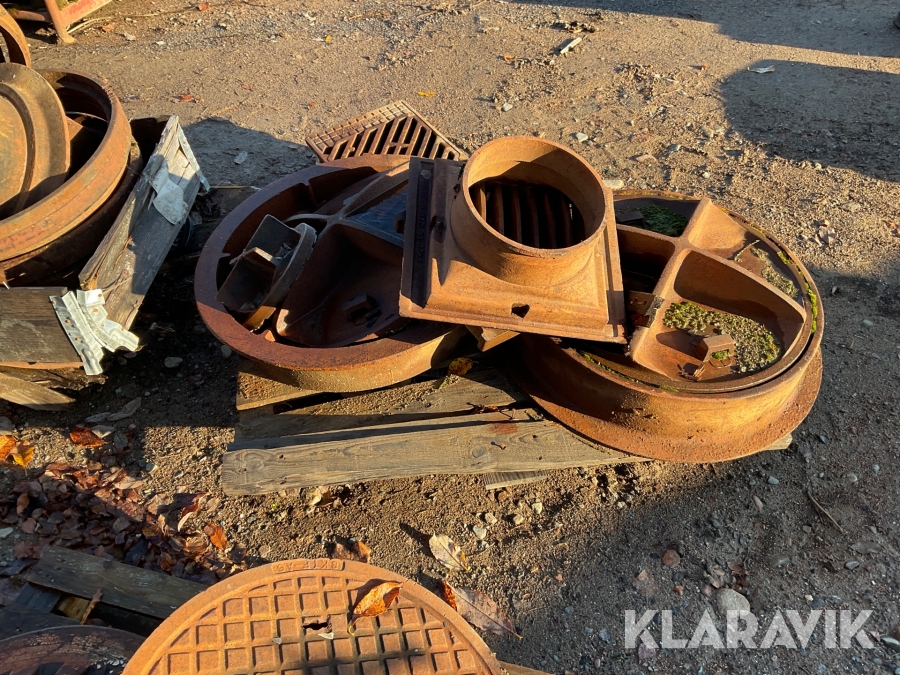 Klaravik Auktioner | Brunnslock