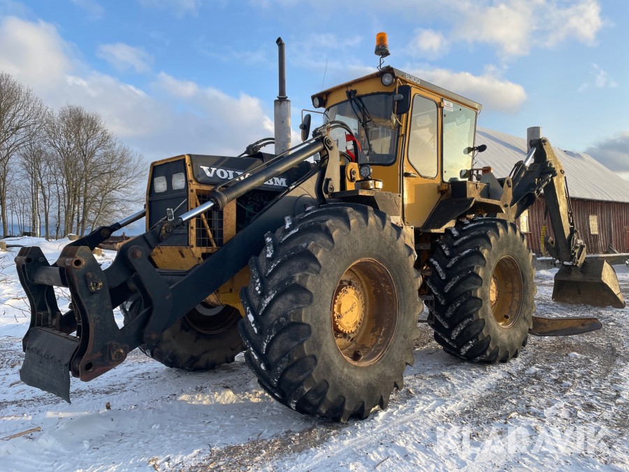 Traktorgrävare Volvo BM 6300