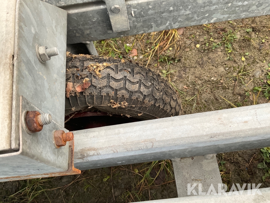 Belysningsmast AB IKM industrikomponenter, Dals-Ed,