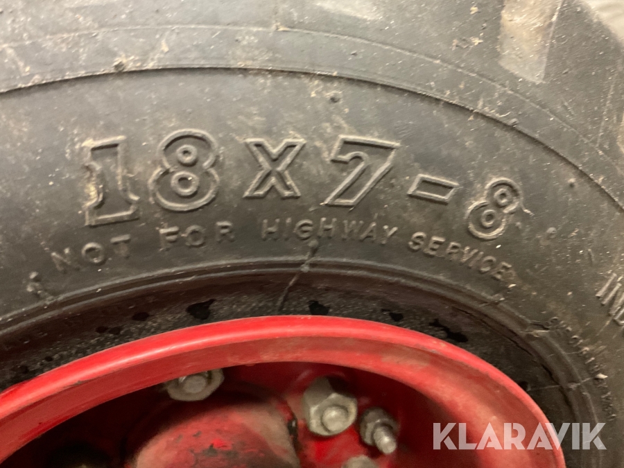 Klaravik Auktioner | Industridäck Bkt PL 801