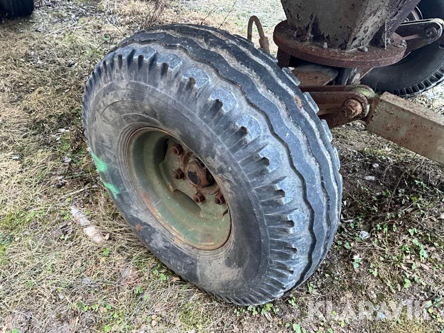 Maskintrailer Hägglund, Vetlanda, Klaravik auktioner