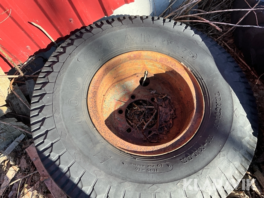 Maskintrailer Hägglund, Vetlanda, Klaravik auktioner