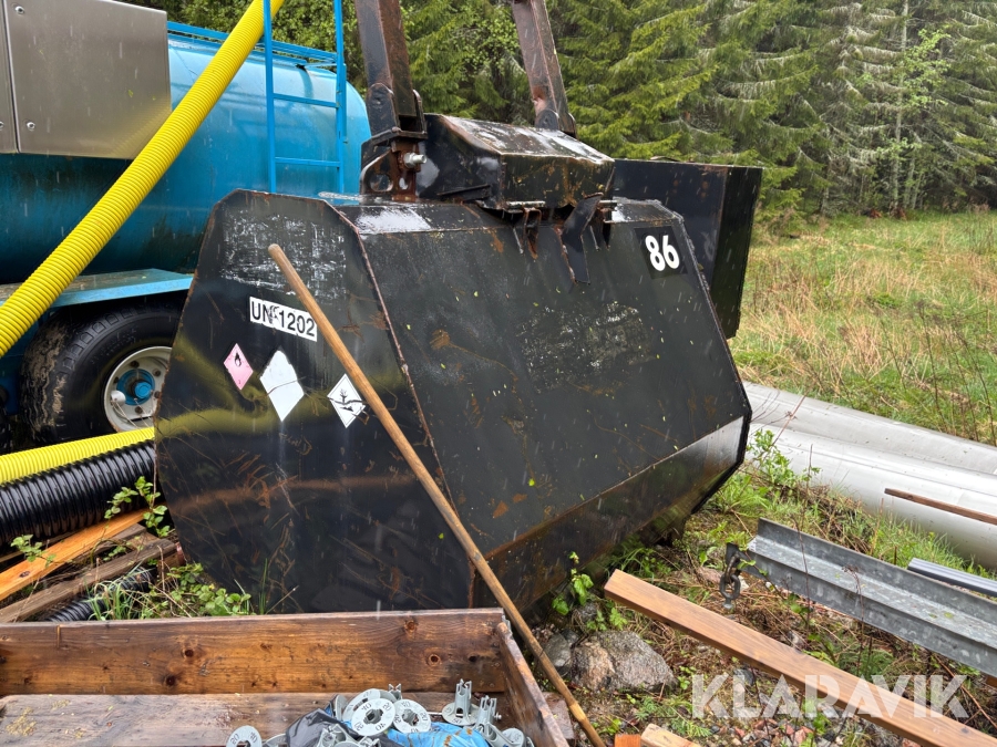 Dieseltank ADR, Sundsvall, Klaravik auktioner