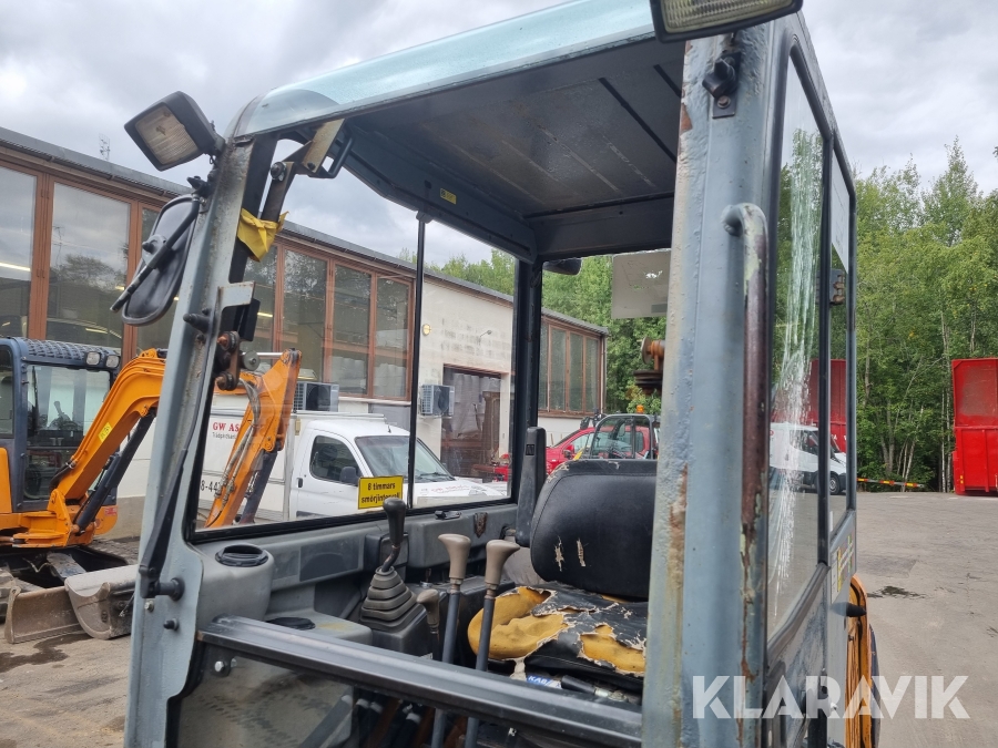 Grävmaskin Hanix H26B, Haninge, Klaravik auktioner