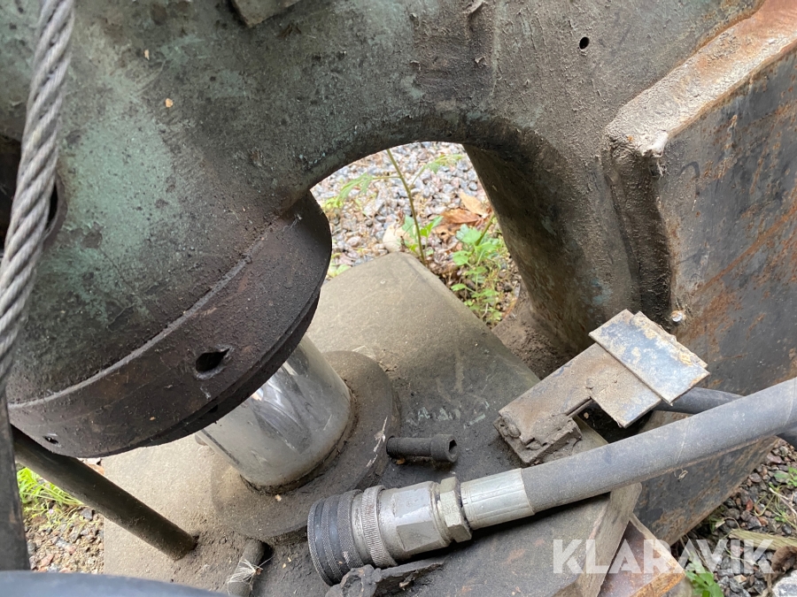 Takstolspress med pressbord Randek, Linköping, Klaravik auk