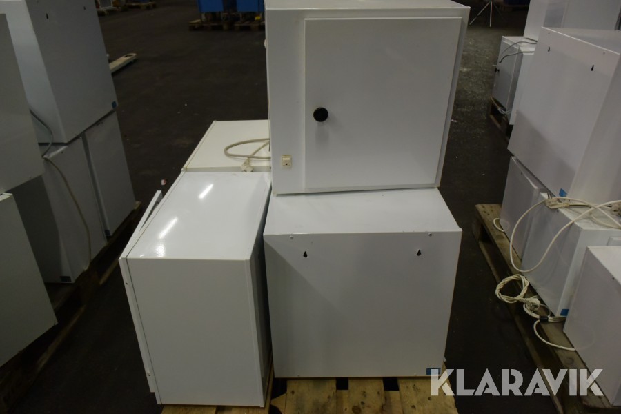 Klaravik Auktioner | Matvärmeskåp 7st Hitab 1323 el 230 volt