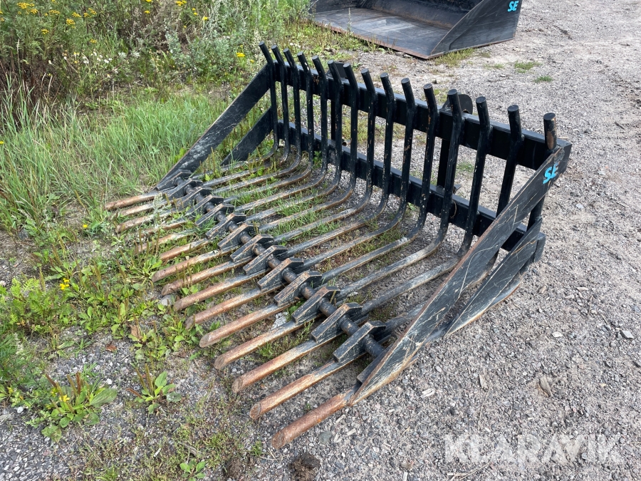 Stengrep SE 1.60m, Västervik, Klaravik auktioner