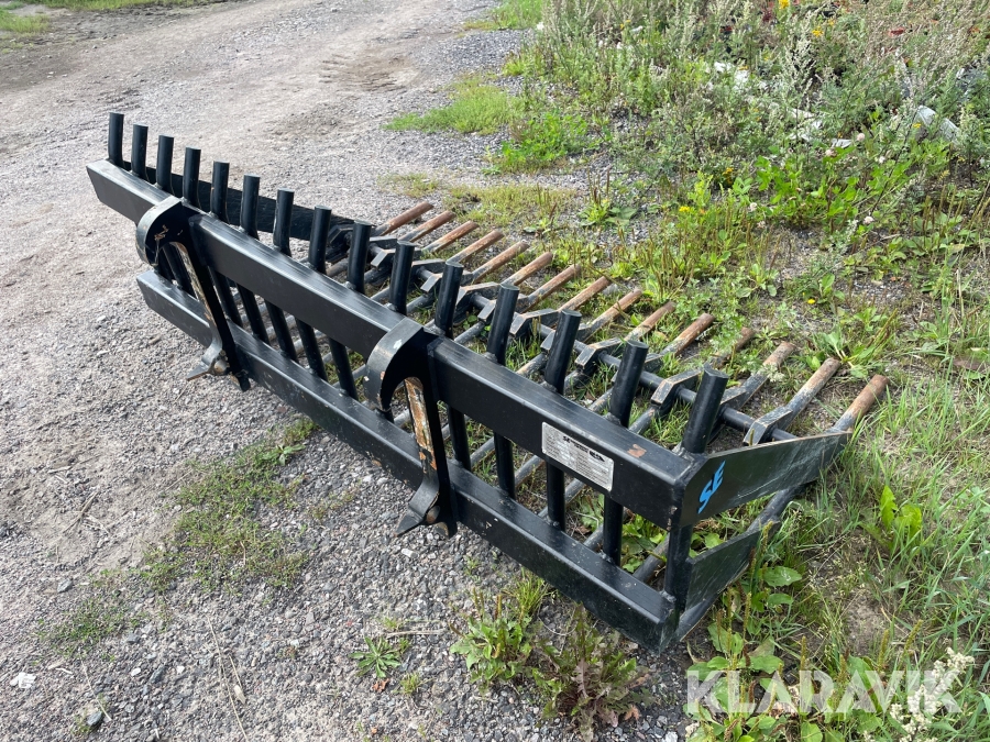 Stengrep SE 1.60m, Västervik, Klaravik auktioner