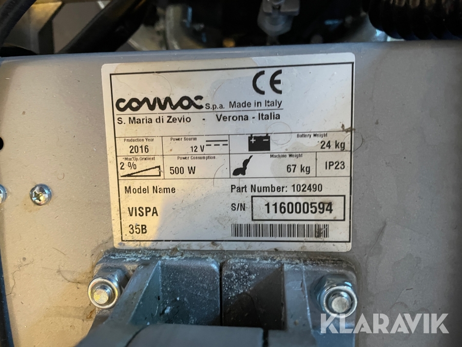 Klaravik Auktioner | Kombiskurmaskin Comac Vispa 35B