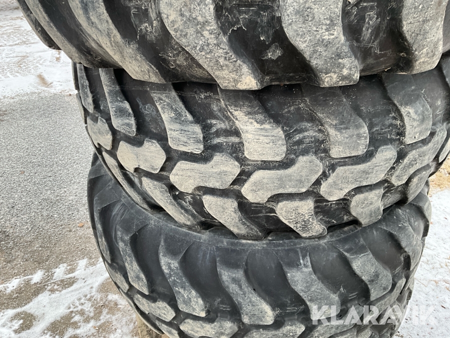 Entreprenaddäck 4st Dunlop 405/70R18, Strängnäs, Klaravik au
