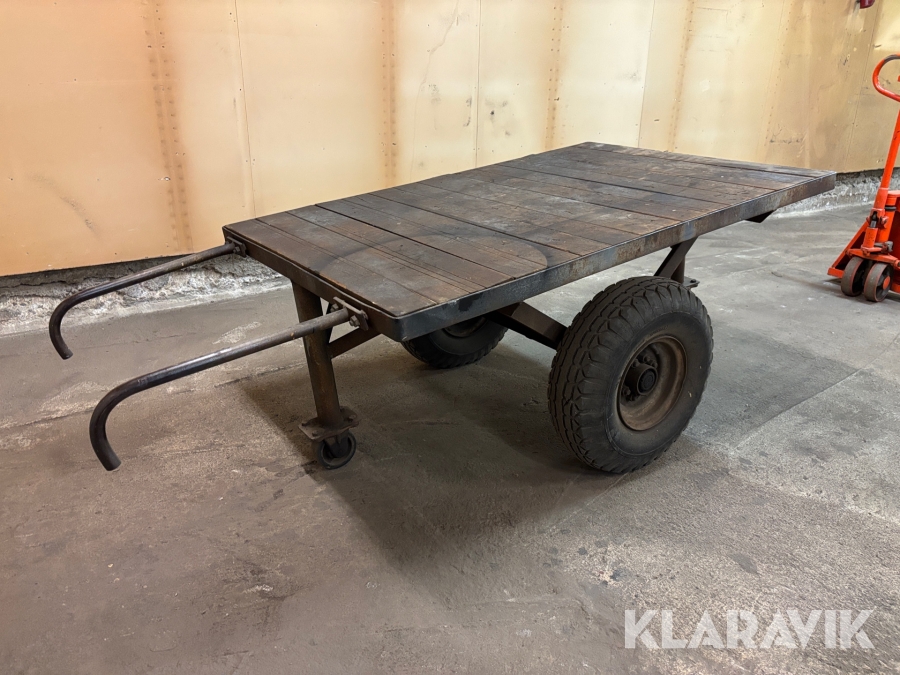 Vagn, Solna, Klaravik auktioner