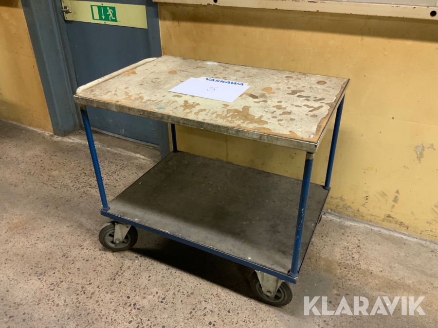 Klaravik Auktioner | Rullvagn