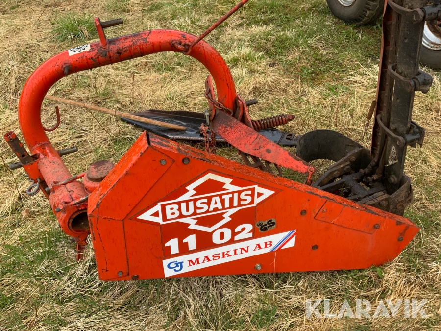 Klaravik Auktioner | Slåtterbalk Busatis 1102