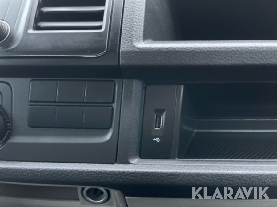 Volkswagen transporter Dubbelhytt T28 2.0 TDI, Västerås, Kla