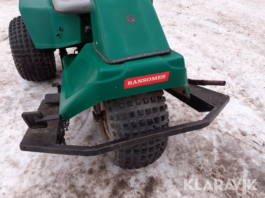 Bunkerkratta Ransomes Motor Rake