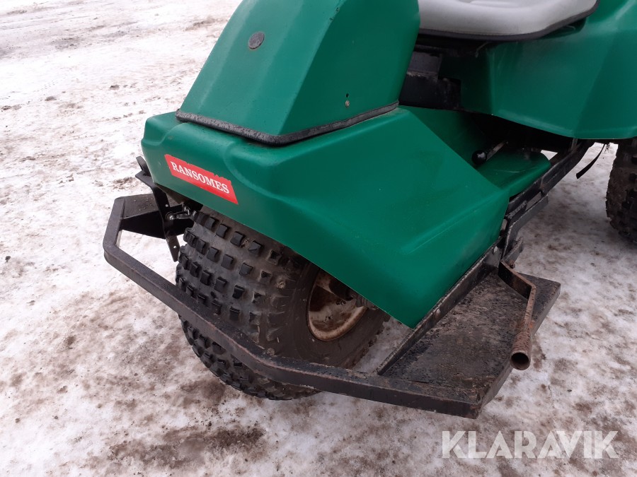 Bunkerkratta Ransomes Motor Rake