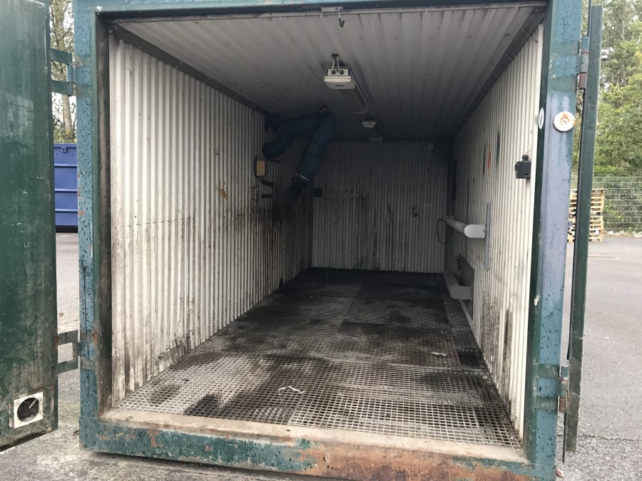 Klaravik Auktioner | Container för miljöfarligt avfall 20 fot