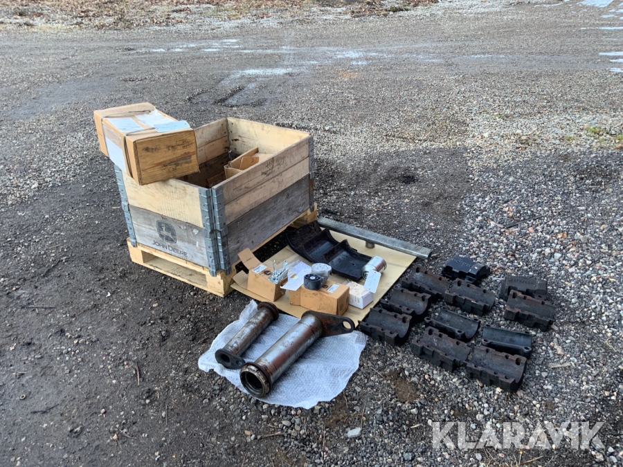 Pall med diverse lika material, Alvesta, Klaravik auktioner