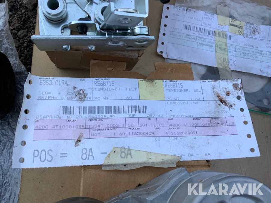 Pall med diverse lika material, Alvesta, Klaravik auktioner