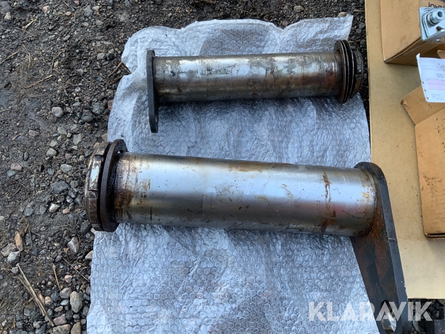 Pall med diverse lika material, Alvesta, Klaravik auktioner